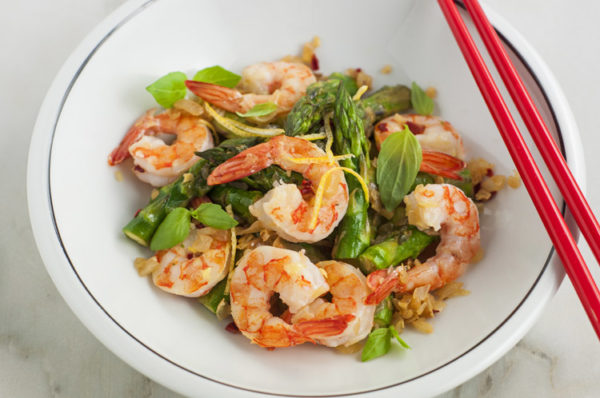 30-Minute Lemon Basil Shrimp and Asparagus Recipe