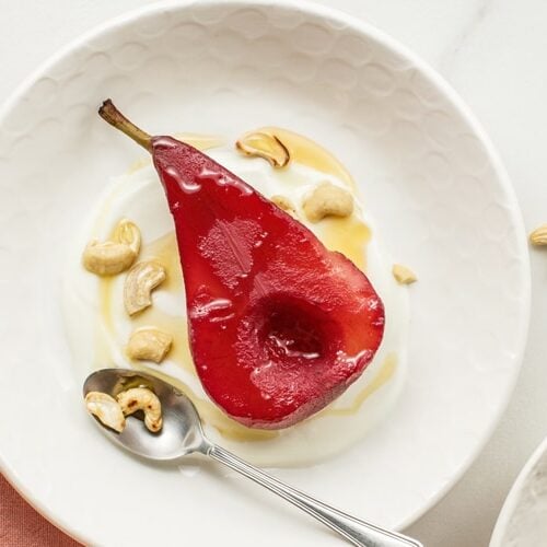 5-Ingredient Slow Cooker Spiced Poached Pears